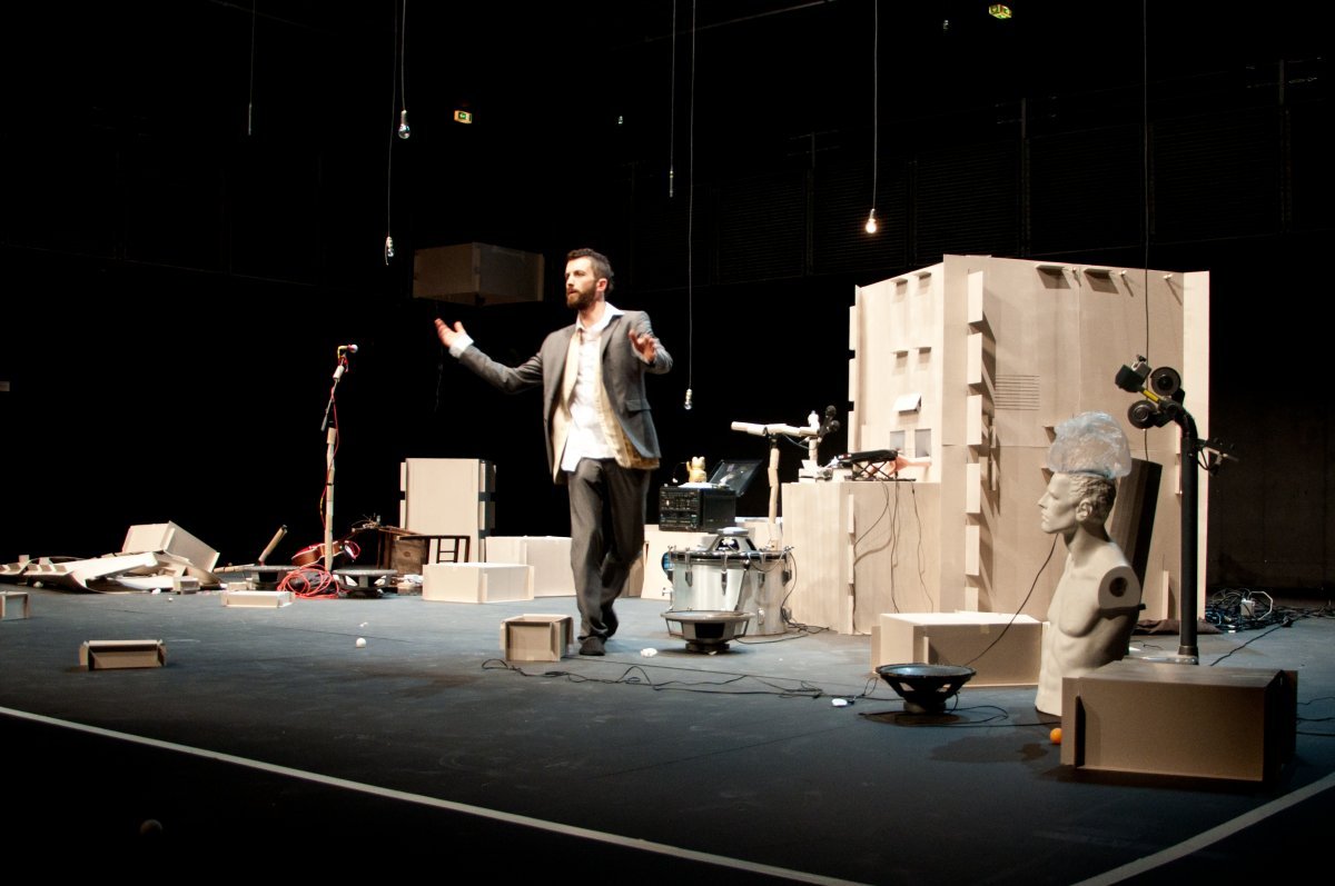 Simon Mayer: "Monkeymind" | Wunder der Prärie